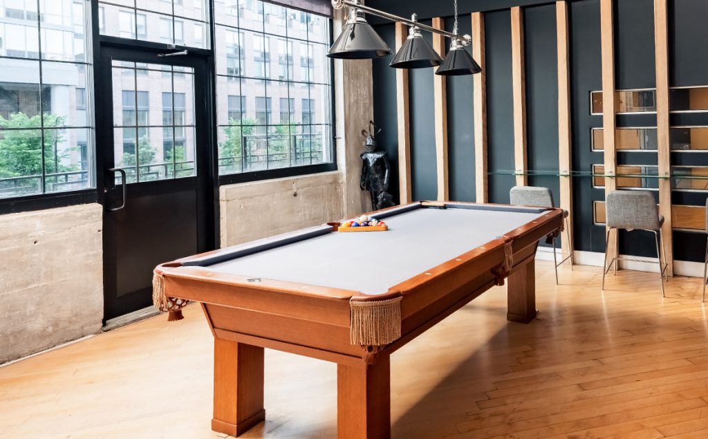 Amenities - Monroe Center